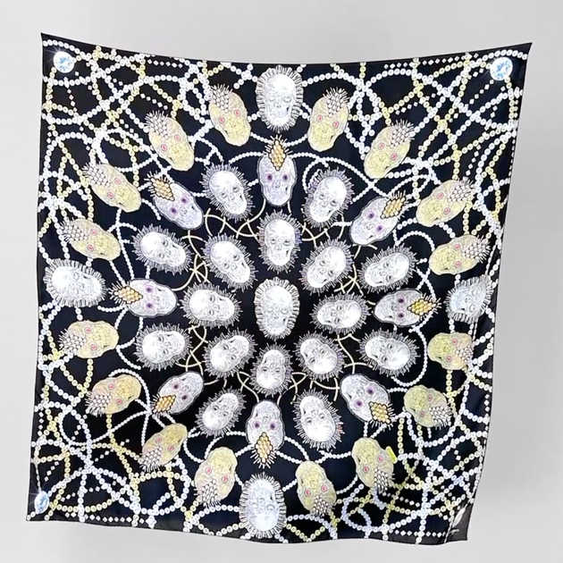 SILK SCARF "LONDON”, fine British street art curated by MOCOMOCO – MOCOMOCO